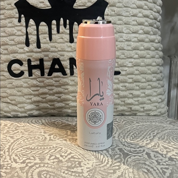 Yara | Makeup | Yara Luxurious Pink Perfumed Spray E | Poshmark